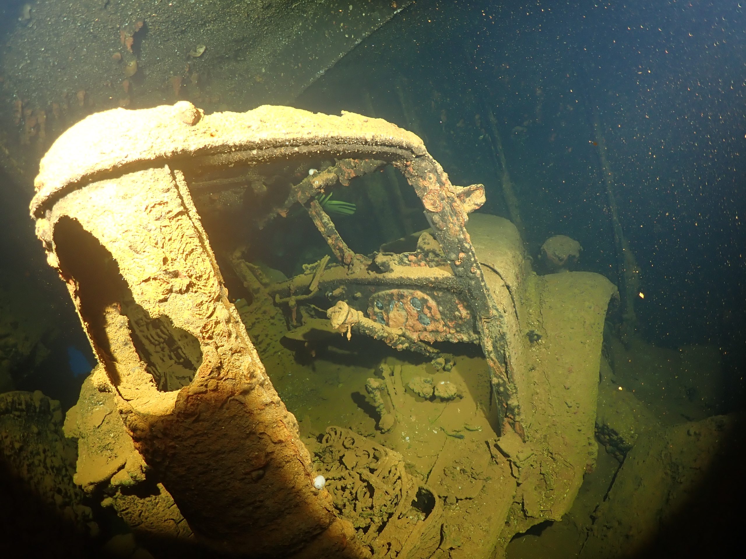 Le HOKI MARU – Récits de voyages moto et plongée