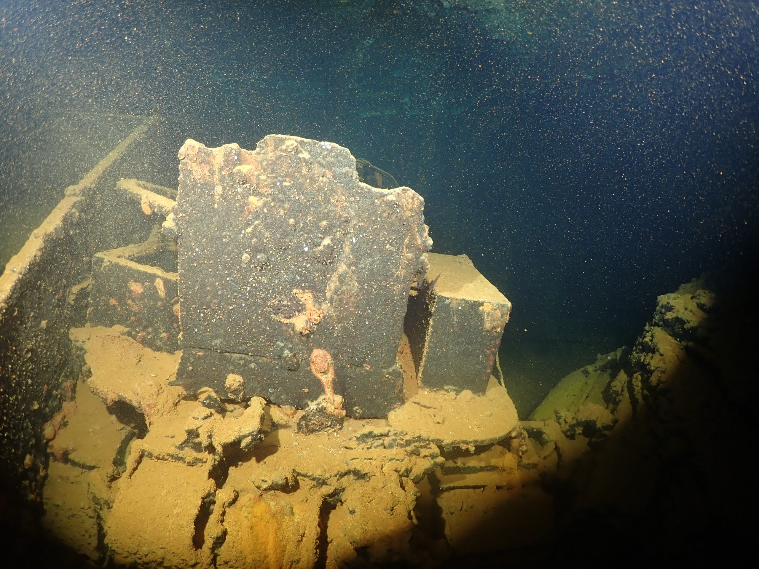 Le HOKI MARU – Récits de voyages moto et plongée